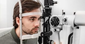 Scar on Eye: Causes, Symptoms and Treatments - Findlocal Doctors